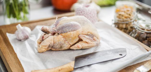 القيمة الغذائية للدجاج سطور